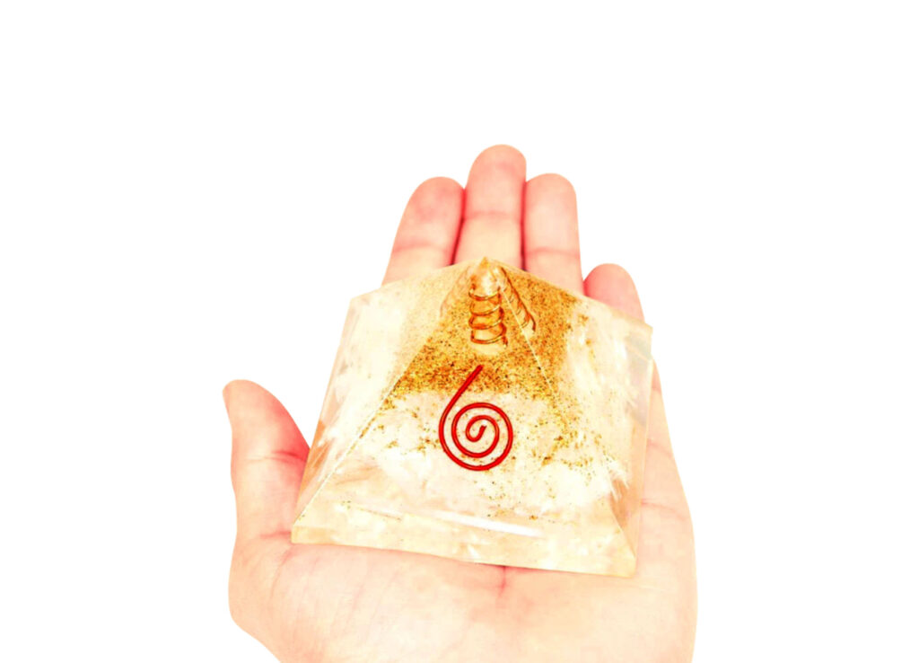 Orgone Pyramid – Carnelian (M) - Crystal Dreams World