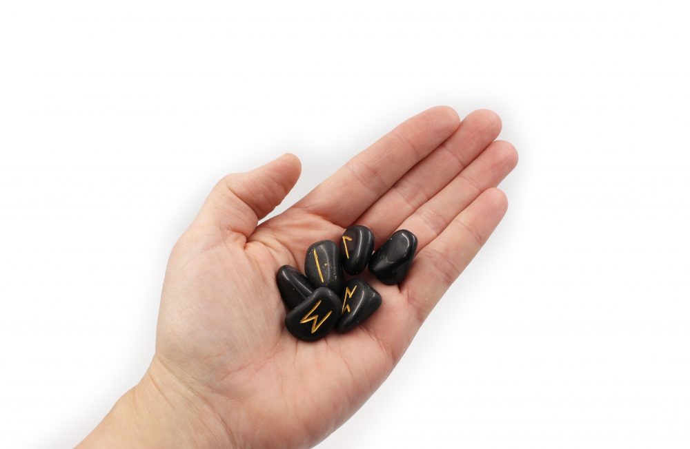 Obsidian Runes Set - Crystal Dreams World