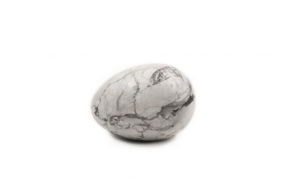 Howlite Egg - Crystal Dreams World